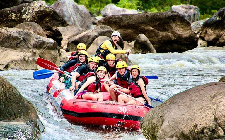 リバーチュービング&バロンリバーラフティング – MS. Blue Sky